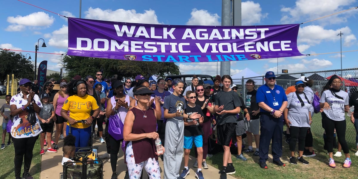 Killeen Police Department hosts 3rd annual domestic violence awareness walk Killeen Police Department hosts 3rd annual domestic violence awareness walk